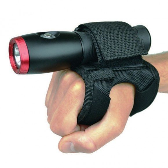 SeaLife’s Hand-and-Arm Strap - Dive Training Magazine | Scuba Diving ...
